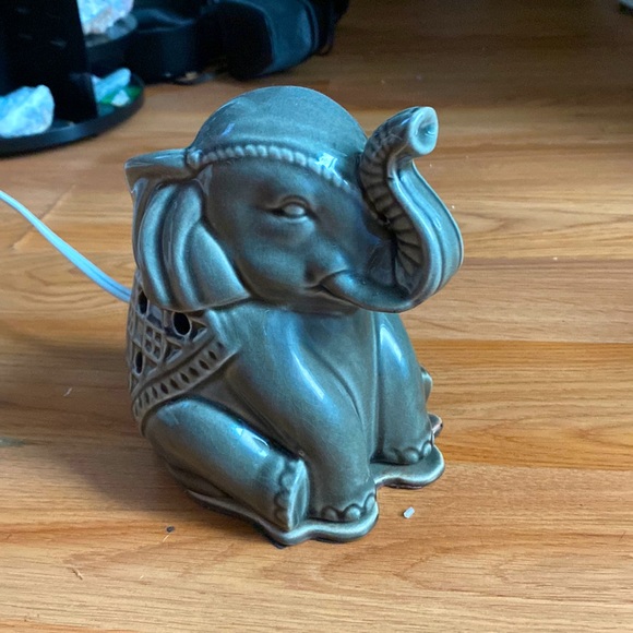 Accents | Elephant Wax Melter | Poshmark